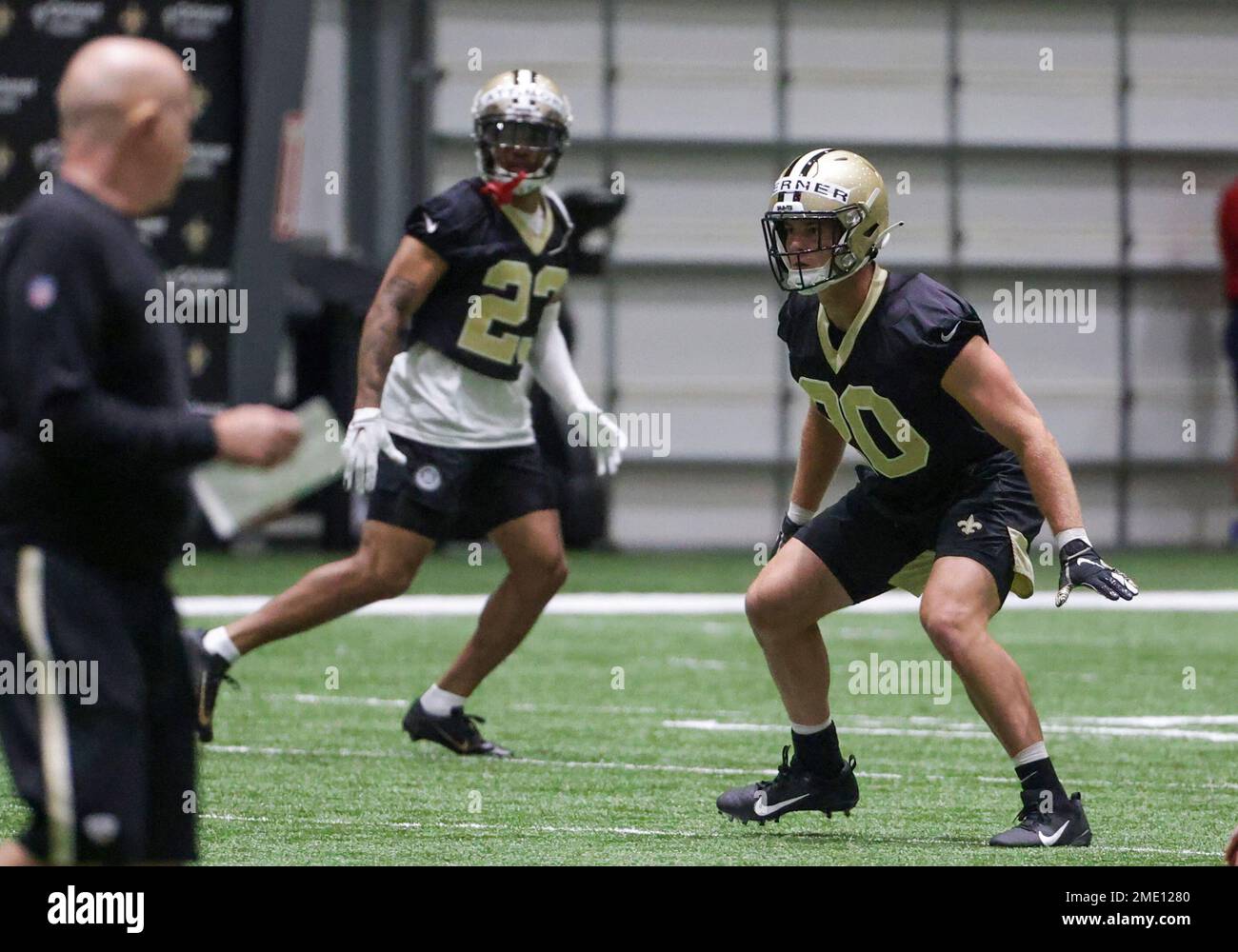 New Orleans Saints linebacker Pete Werner (20) runs a drill during NFL ...