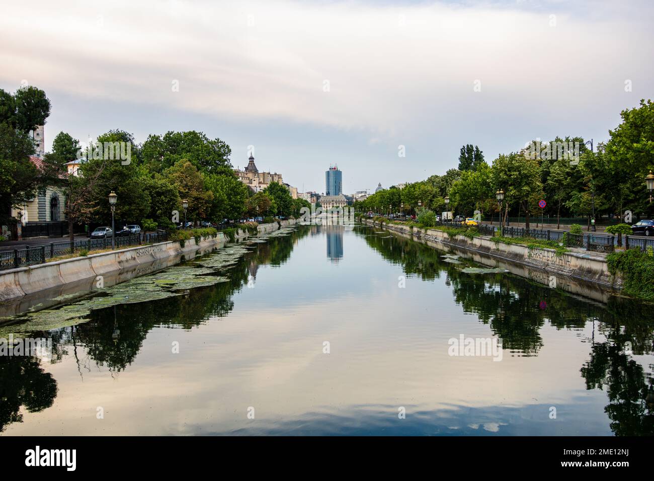 Bcr headquarters bucharest hi-res stock photography and images - Alamy
