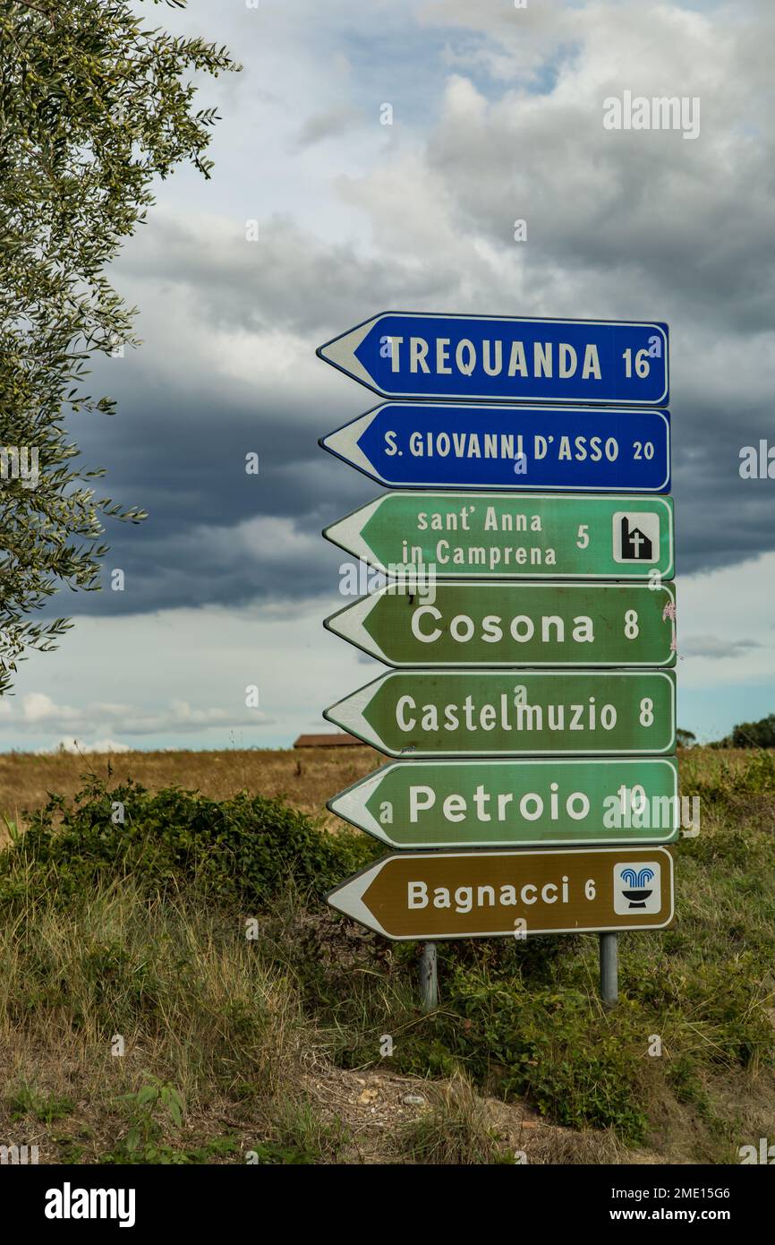Road signs in the countryside of Tuscany, Italy Stock Photo - Alamy