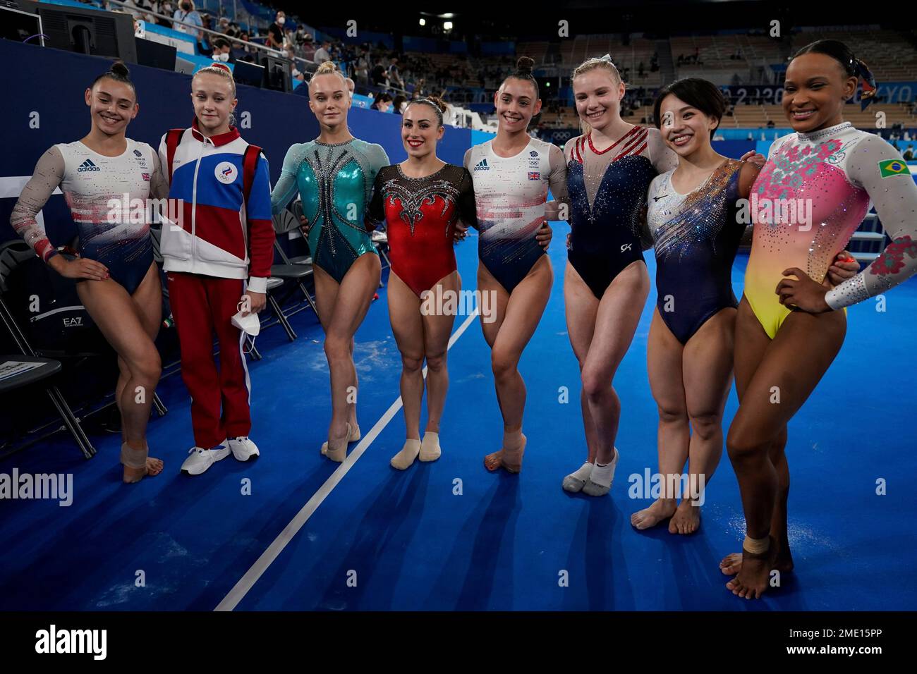 From left, Jessica Gadirova, of Britain, Viktoriia Listunova, of the ...