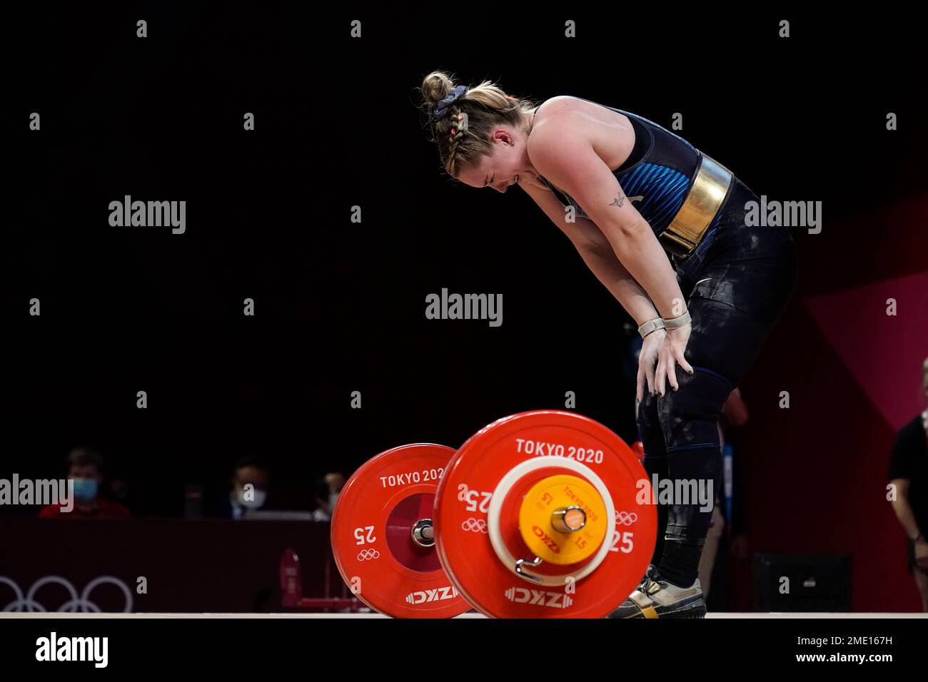 Martha Ann Rogers of the United States reacts following a lift, in the ...