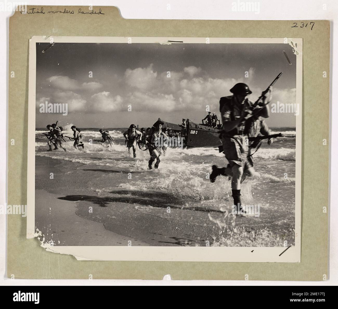 D day british landing craft hi-res stock photography and images - Alamy