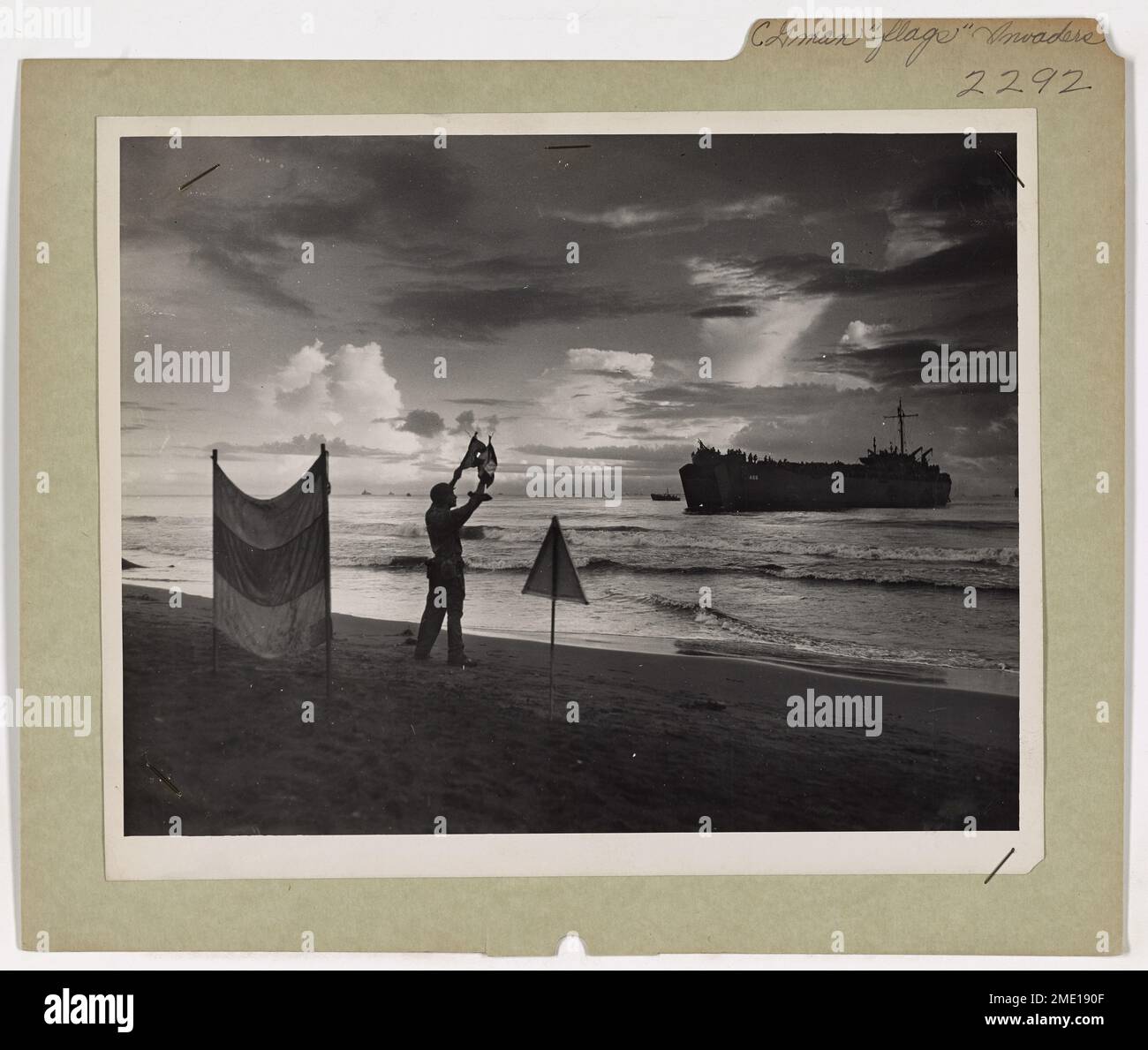 Semaphore signals navy hi-res stock photography and images - Alamy