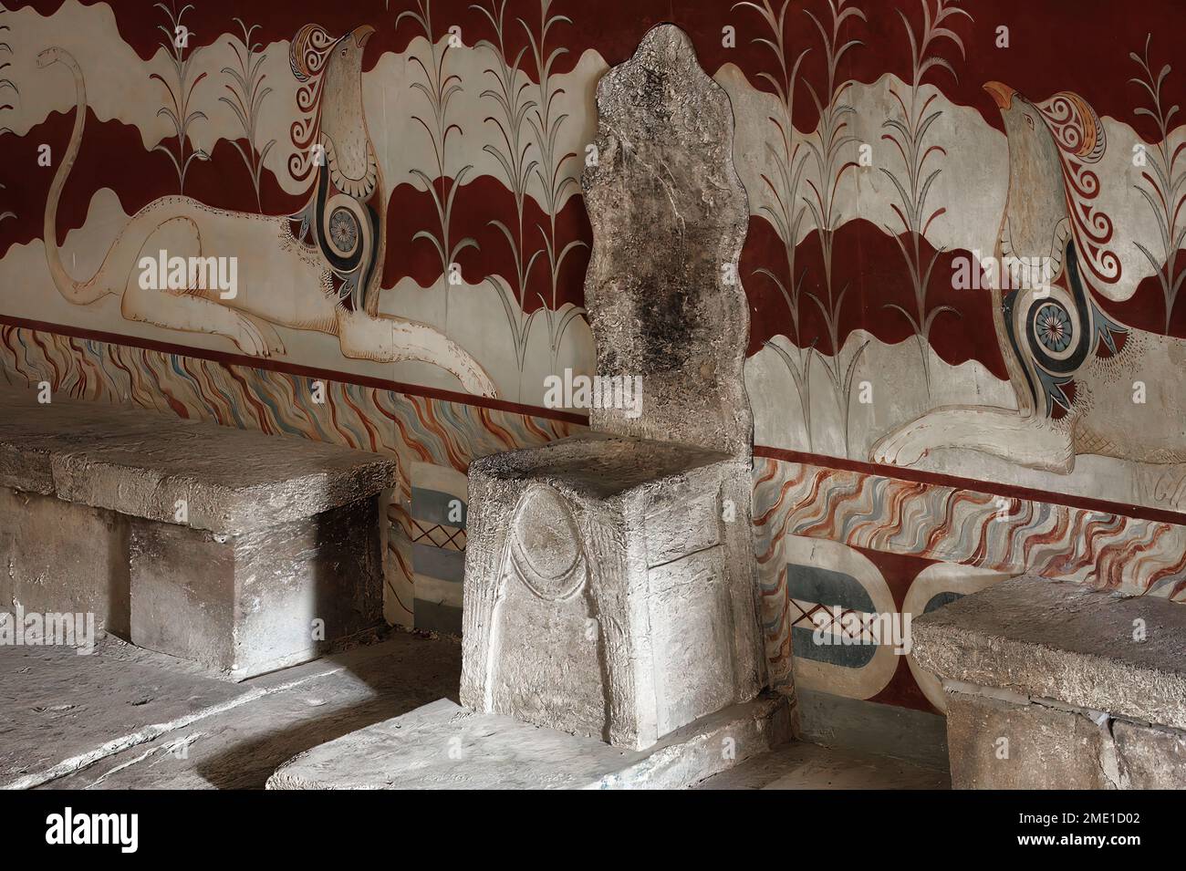 Throne room, the throne from which the room was named, Knossos ...