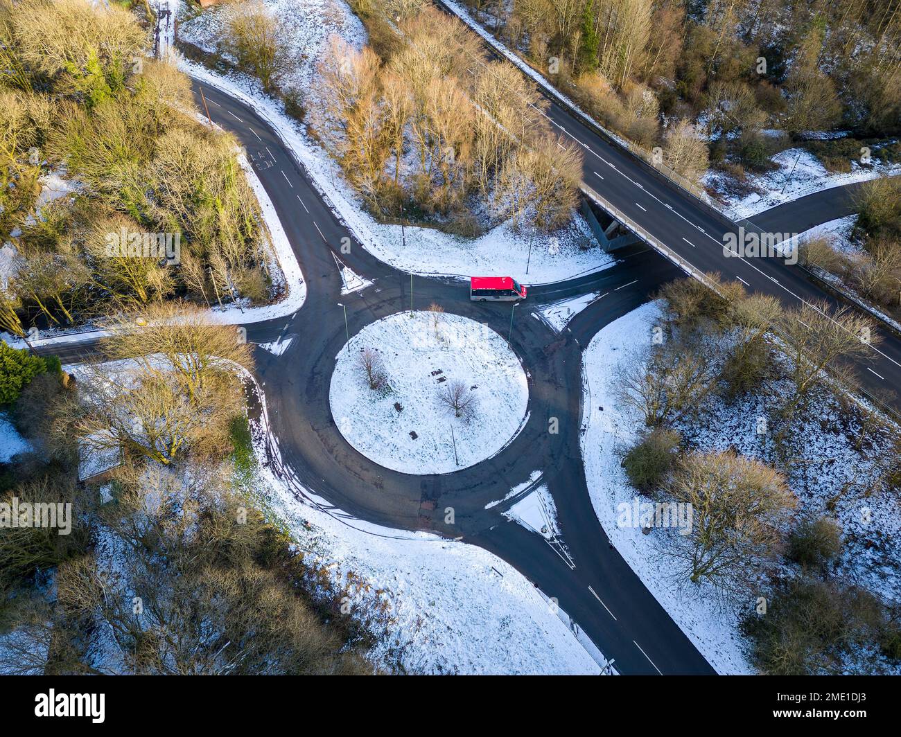 Vale road roundabout hi-res stock photography and images - Alamy