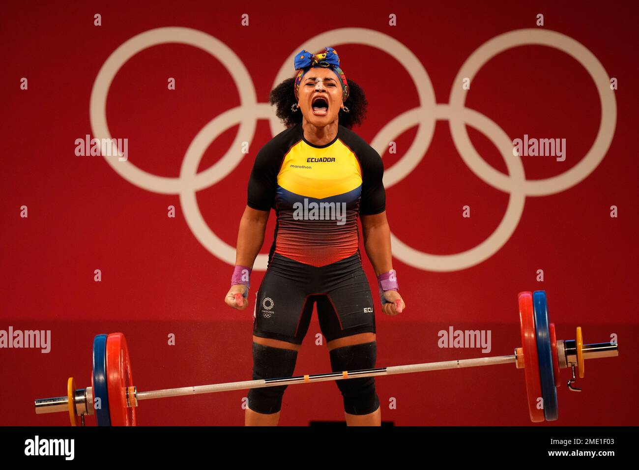 Neisi Patricia Dajomes Barrera of Ecuador celebrates after a lift in ...