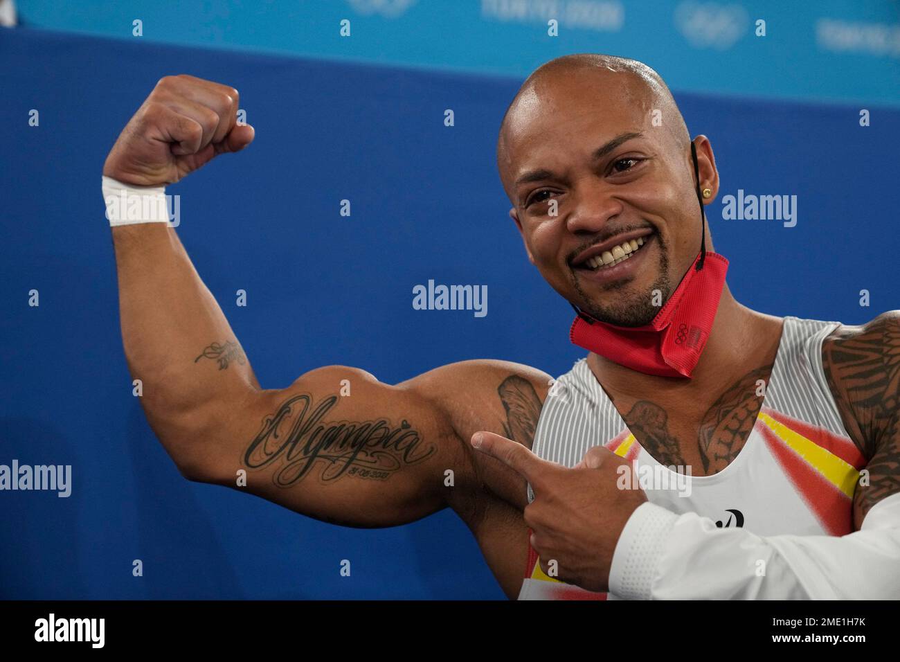 Rayderley Zapata of Spain, celebrates after winning the silver medal on ...