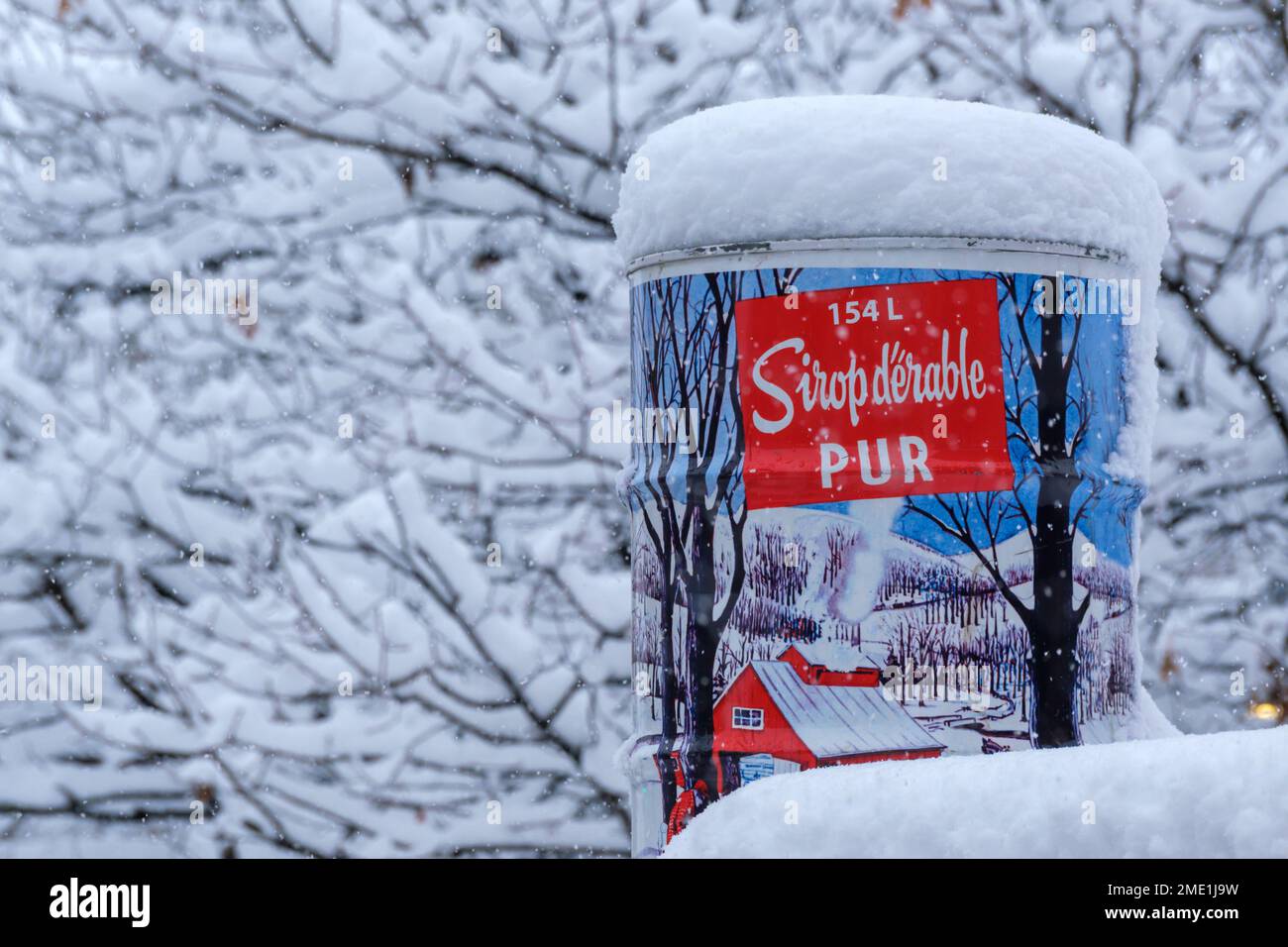 Montreal, CA - 17 December 2022: Giant can of maple syrup (in french ...