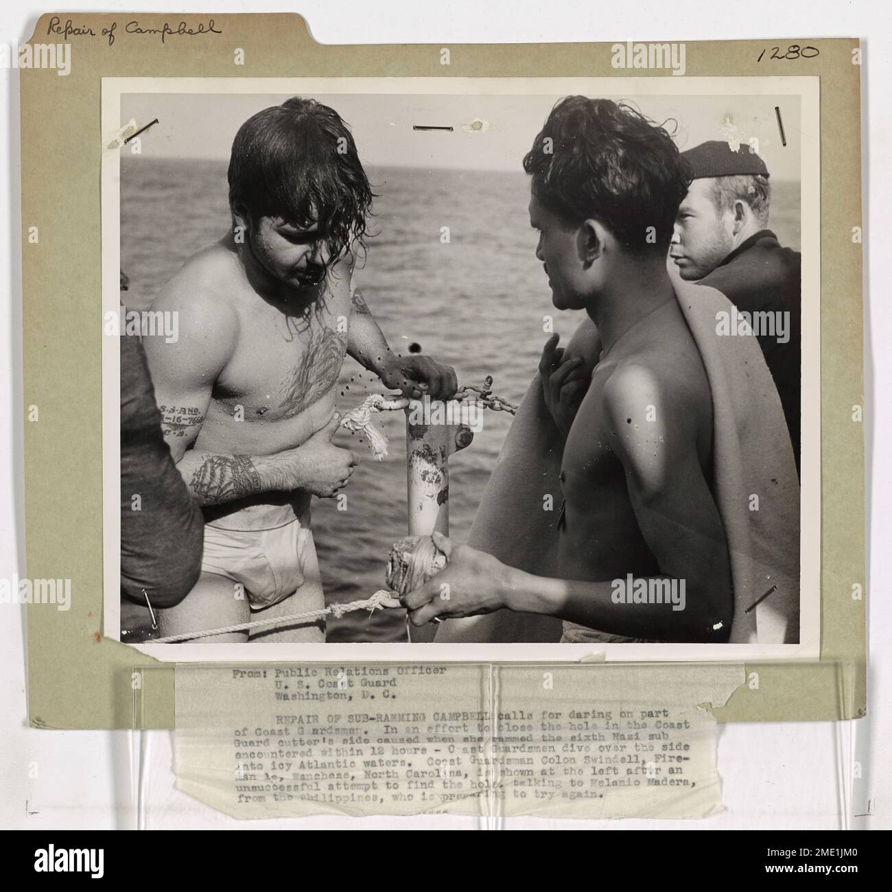 Sub ramming hi-res stock photography and images - Alamy