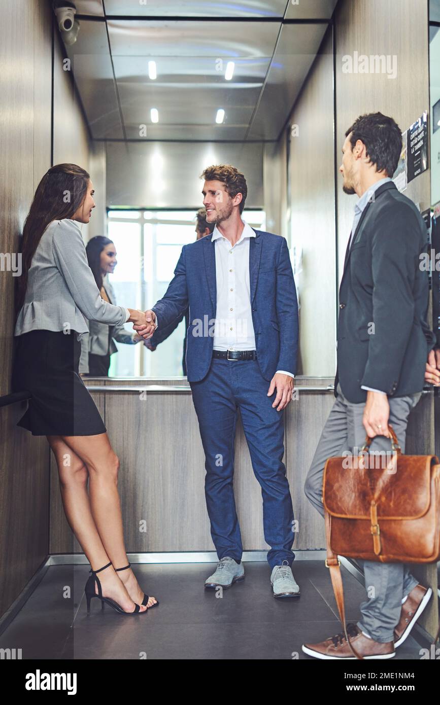 Female conversations hi-res stock photography and images - Alamy