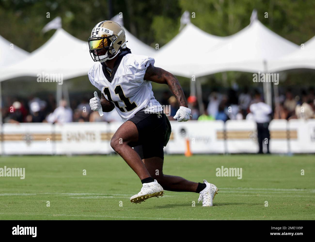 New Orleans Saints wide receiver Deonte Harris (11) runs a route during ...