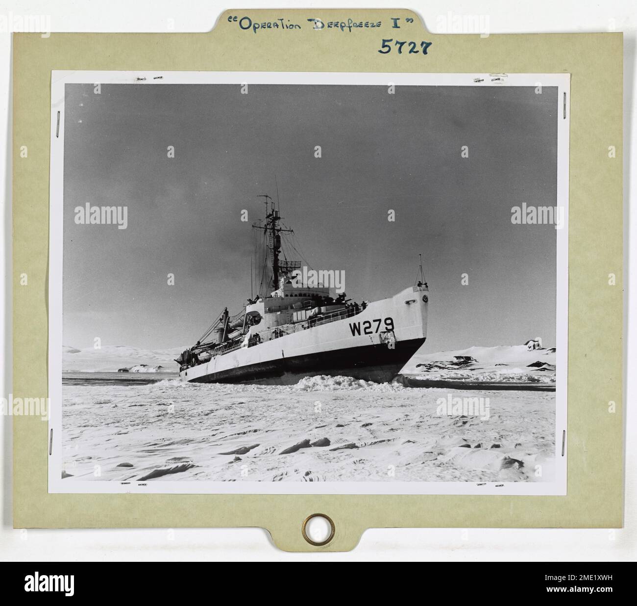 The U.S. Coast Guard icebreaker Eastwind breaks through 15-to-20-foot ...