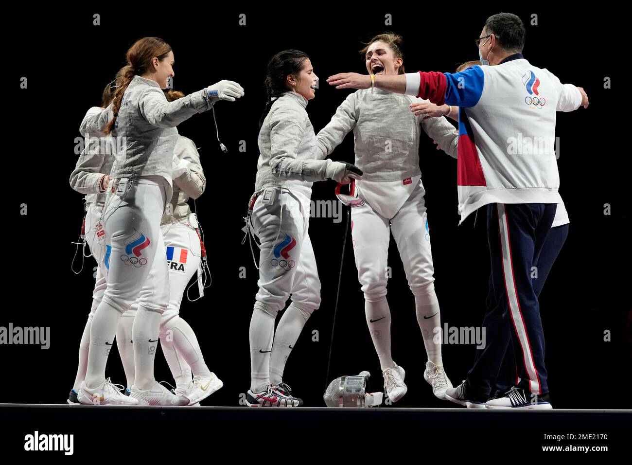 Russian Olympic Committee Sabre team celebrate defeating France Sabre ...