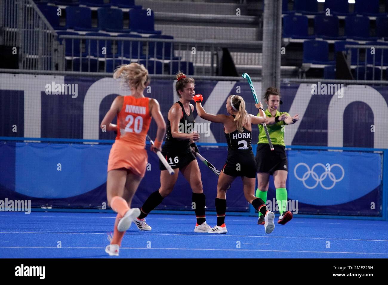 Germany's Sonja Zimmermann (16) celebrates with her teammates after ...