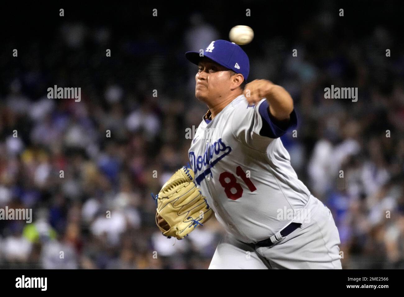 Los Angeles Dodgers relief pitcher Victor Gonzalez (81) against the ...