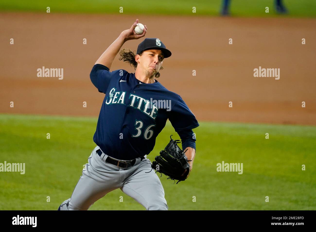 Seattle Mariners starting pitcher Logan Gilbert throws to the Texas ...