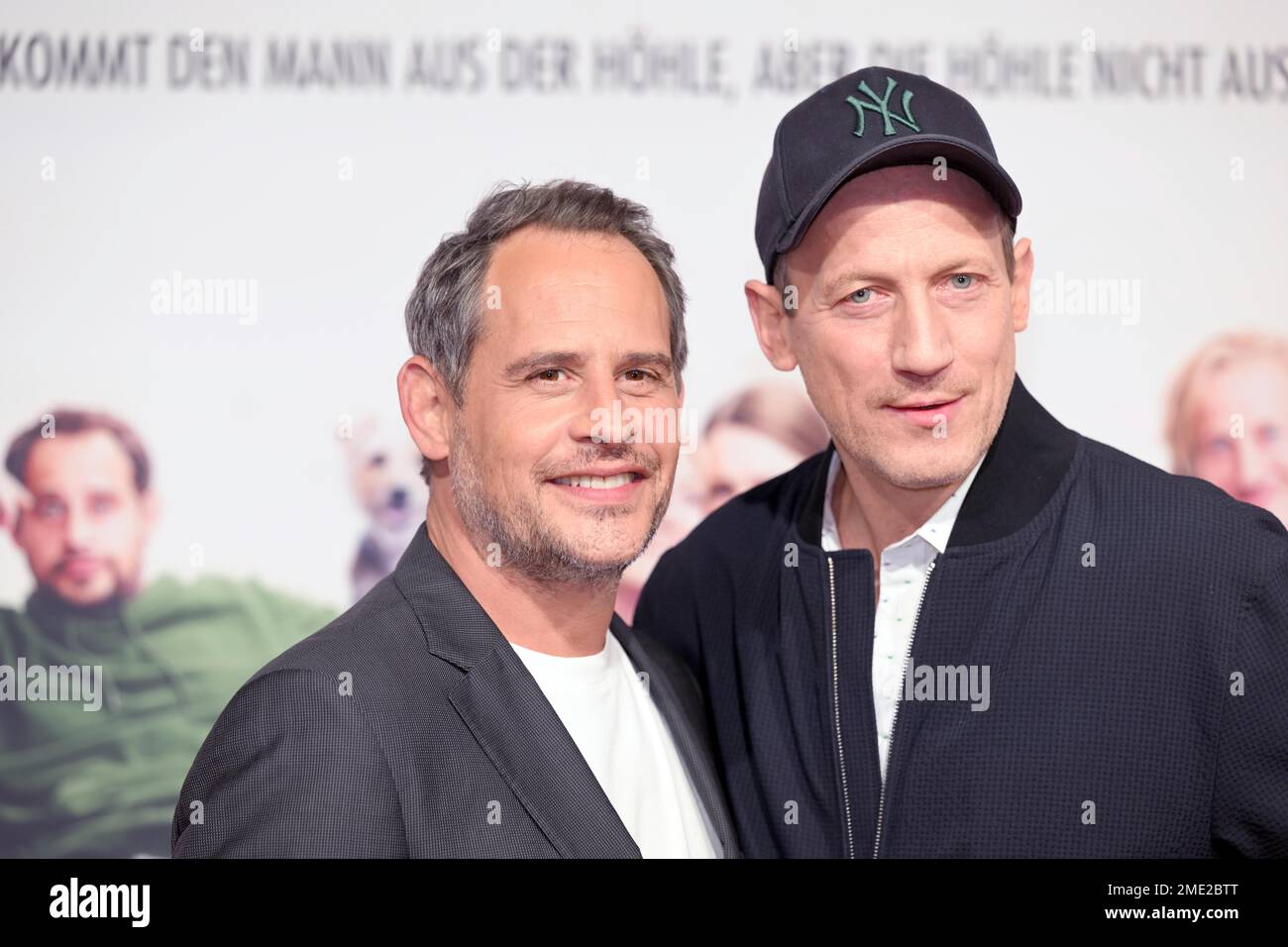 Munich, Germany. 23rd Jan, 2023. Actors Moritz Bleibtreu (l) and Wotan ...