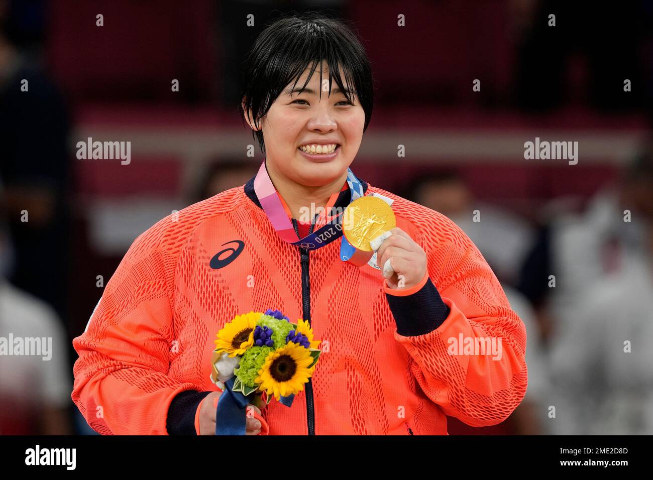 Gold medalist Akira Sone of Japan poses during the medal ceremony for ...