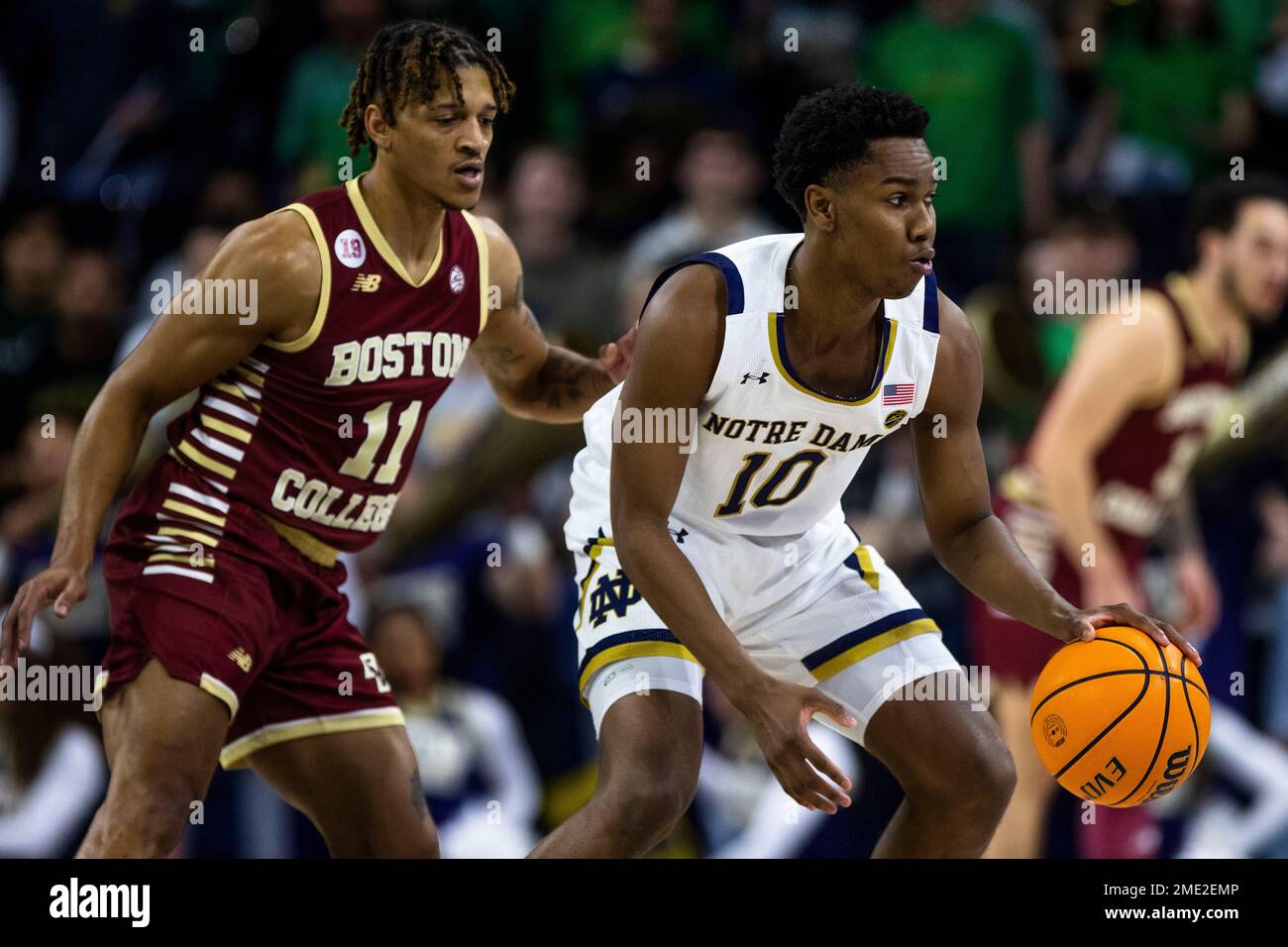 Notre Dame's Marcus Hammond (10) works against Boston College's Makai ...