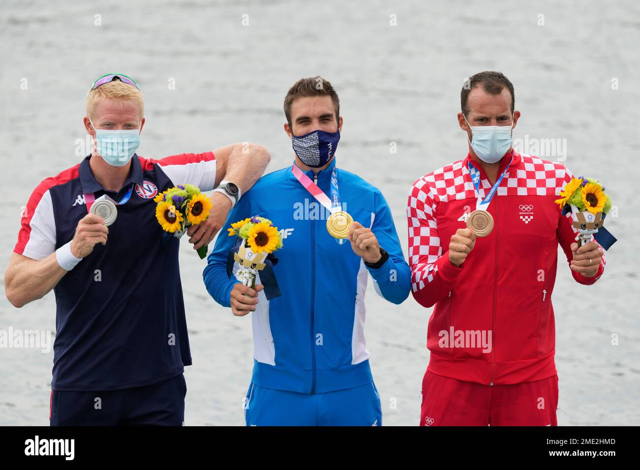 Gold medalist Stefanos Ntouskos, middle, of Greece, Kjetil Borch, left ...