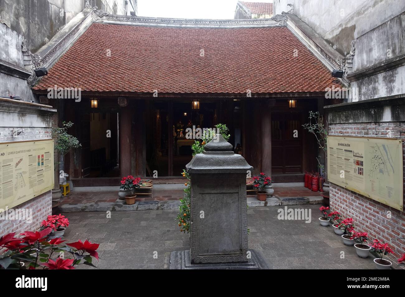 Dinh Kim Ngan Communal House, Hang Bac street, old quarter, Hanoi, Hà ...