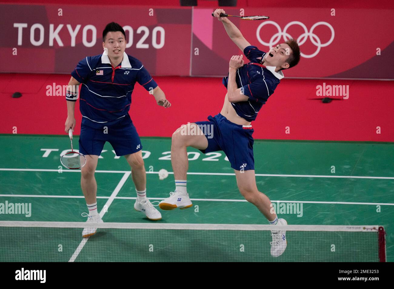 Malaysia's Aaron Chia, left, and Soh Wooi Yik play against Indonesia's ...