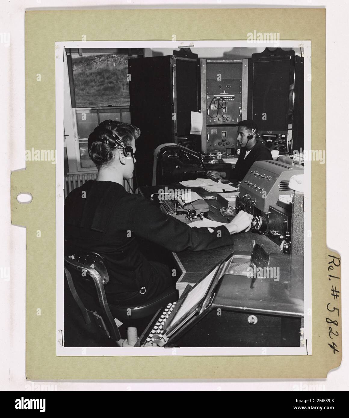 Radioman where hi-res stock photography and images - Alamy