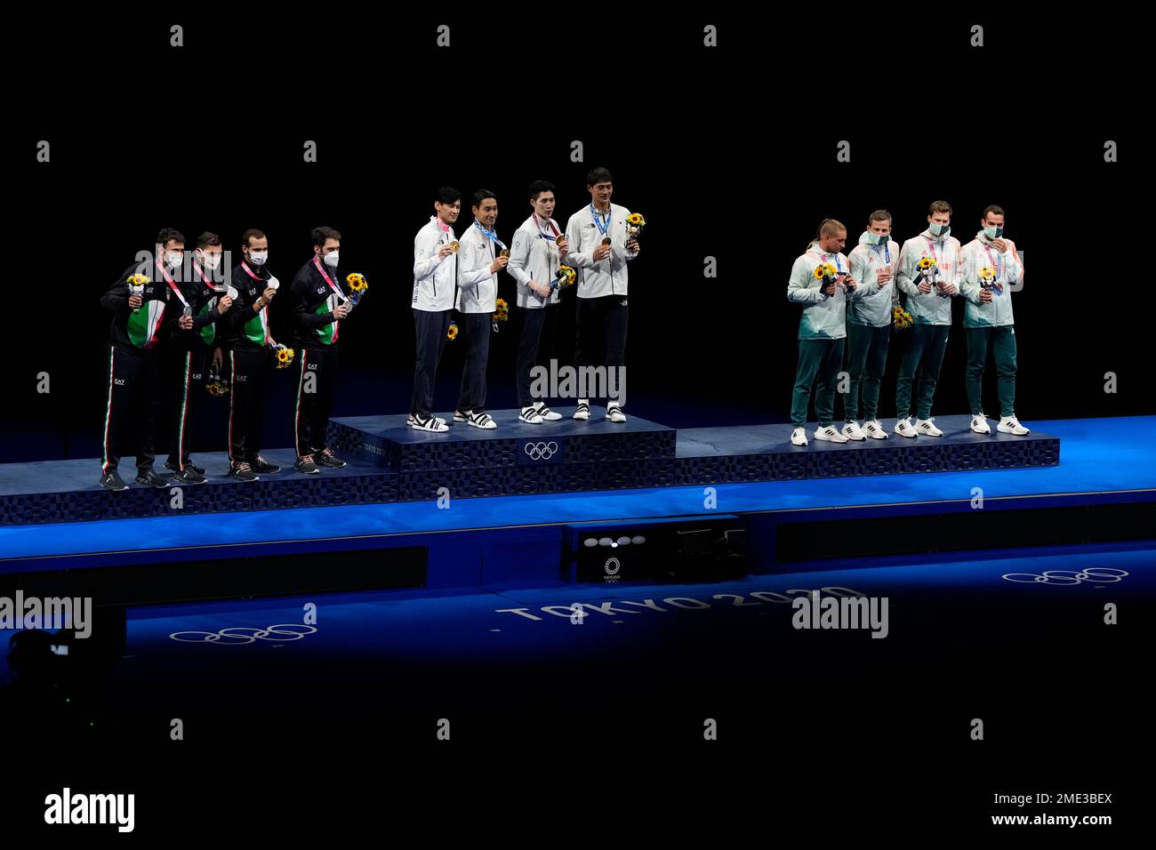From left, silver medalists, Italy Sabre team, gold medalists South ...