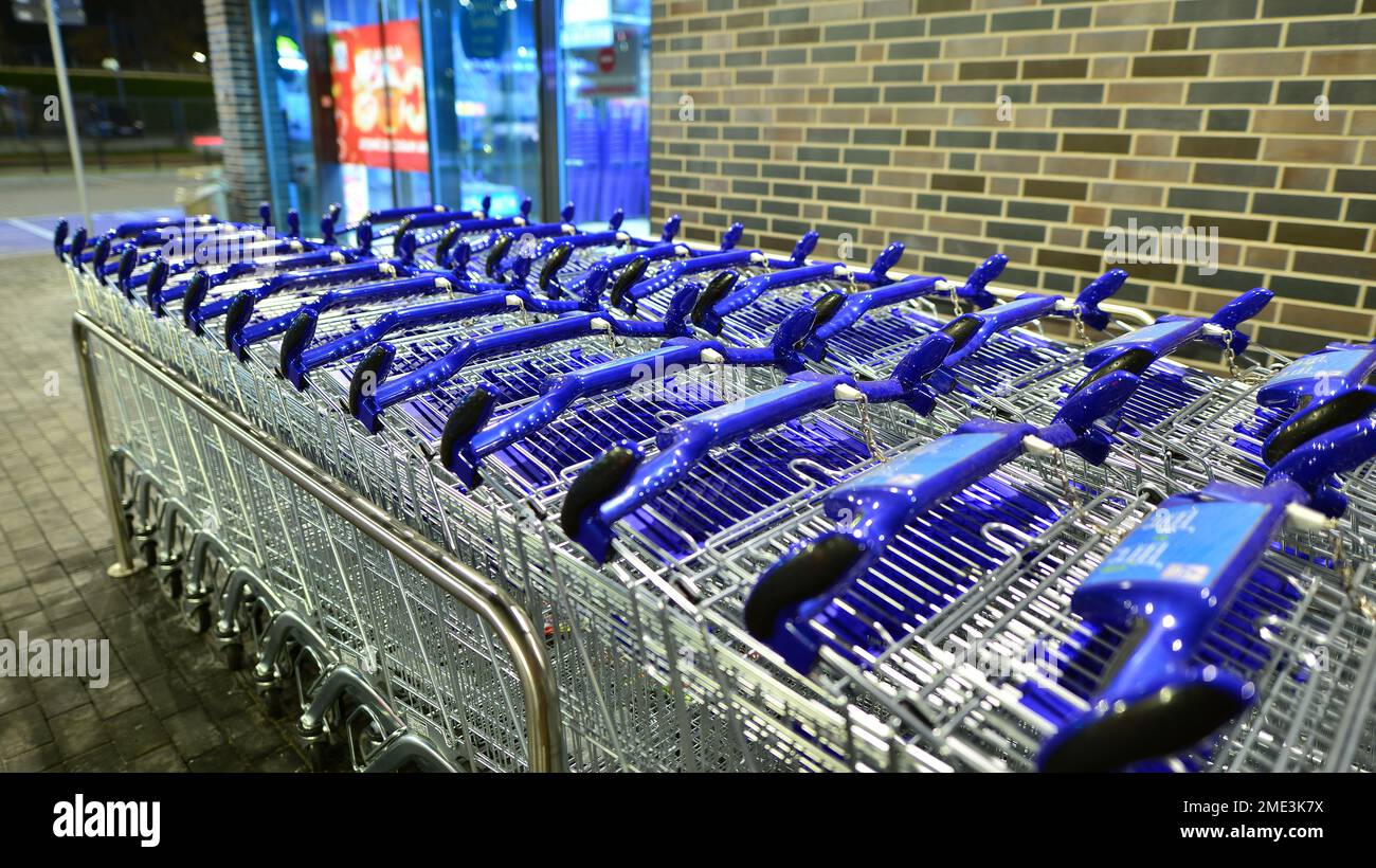 Warsaw, Poland. 29 November 2022. Row of shopping carts outside Aldi ...
