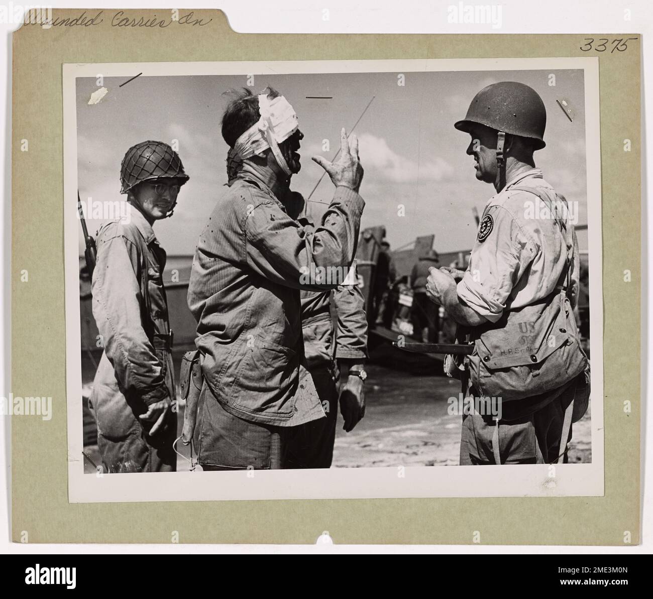 Wounded Fighter Carries On. Awaiting transfer to an assault transport ...