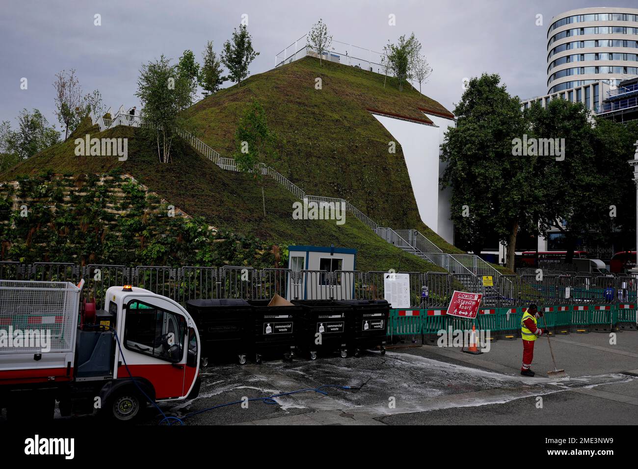 The newly built "Marble Arch Mound" after it was opened to the public ...