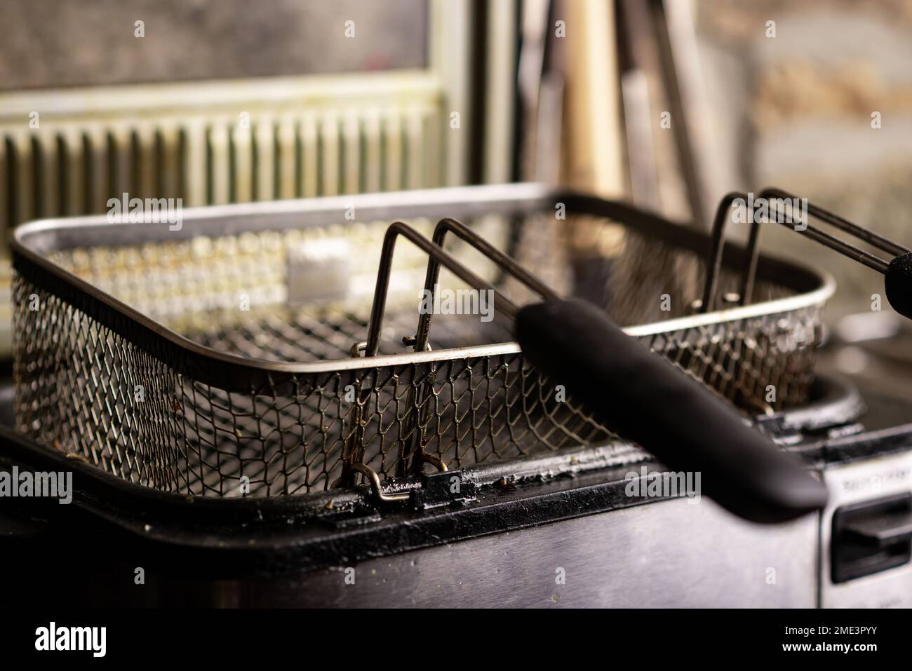 Deep fryer basket hi-res stock photography and images - Alamy