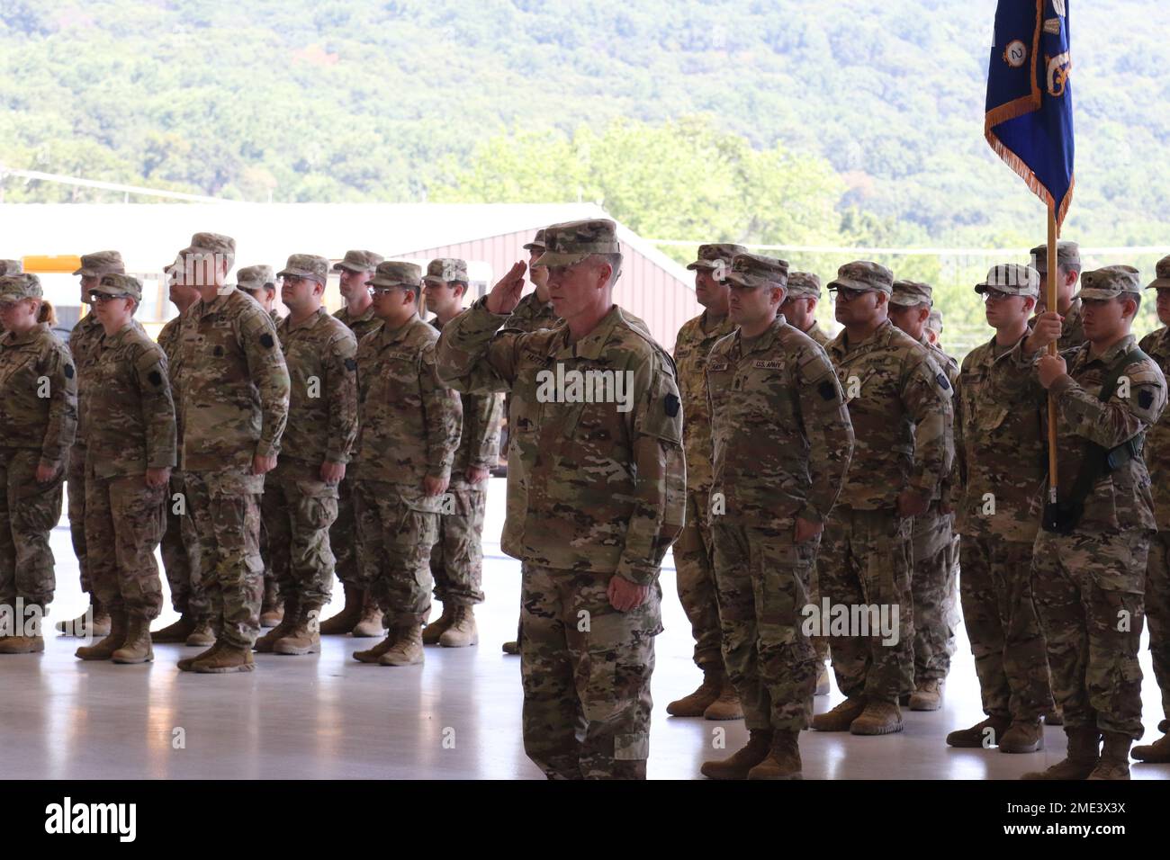 U.S. Army Command Sgt. Maj. Jeff Huttle takes charge of the 28th ...