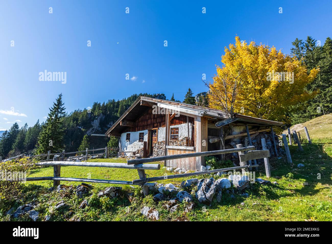 Secluded hut bavarian alps hi-res stock photography and images - Alamy