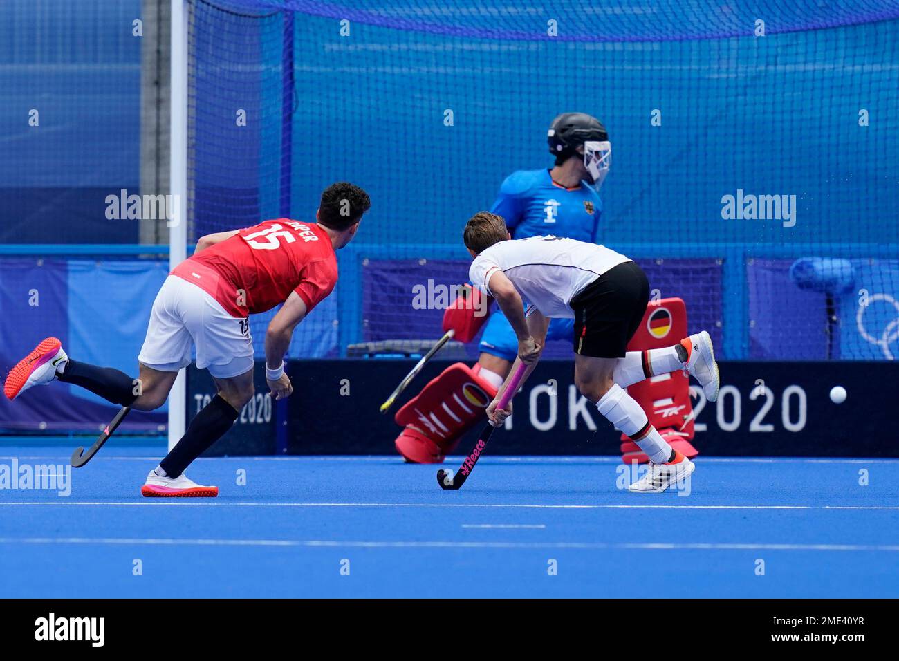 Great Britain's Phillip Roper (15) scores against Germany during a Men ...