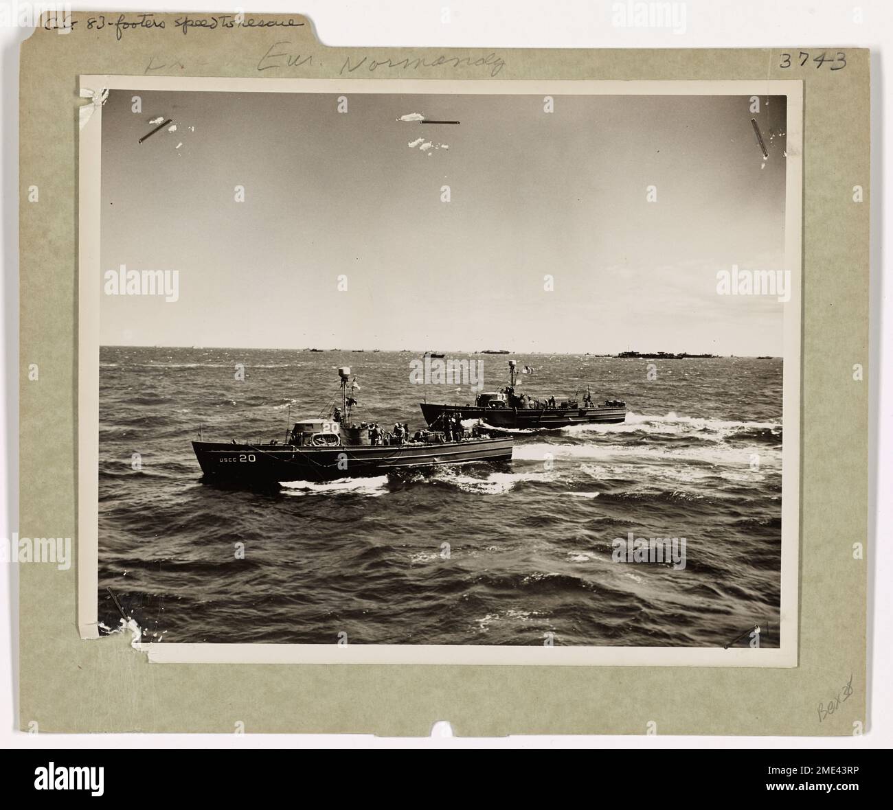 Normandy wwii flotilla hi-res stock photography and images - Alamy