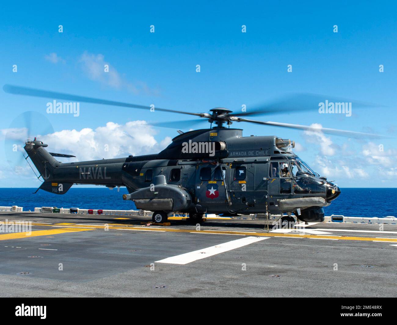 PACIFIC OCEAN (July 27, 2022) A Chilean Navy AS-532 Cougar idles on the ...