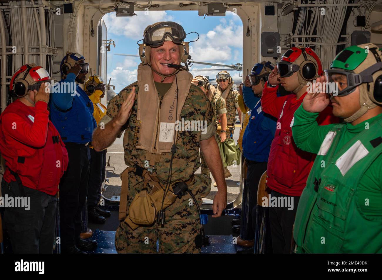 PACIFIC OCEAN (July 27, 2022) U.S. Marine Corps Lt. Gen. Steven Rudder ...