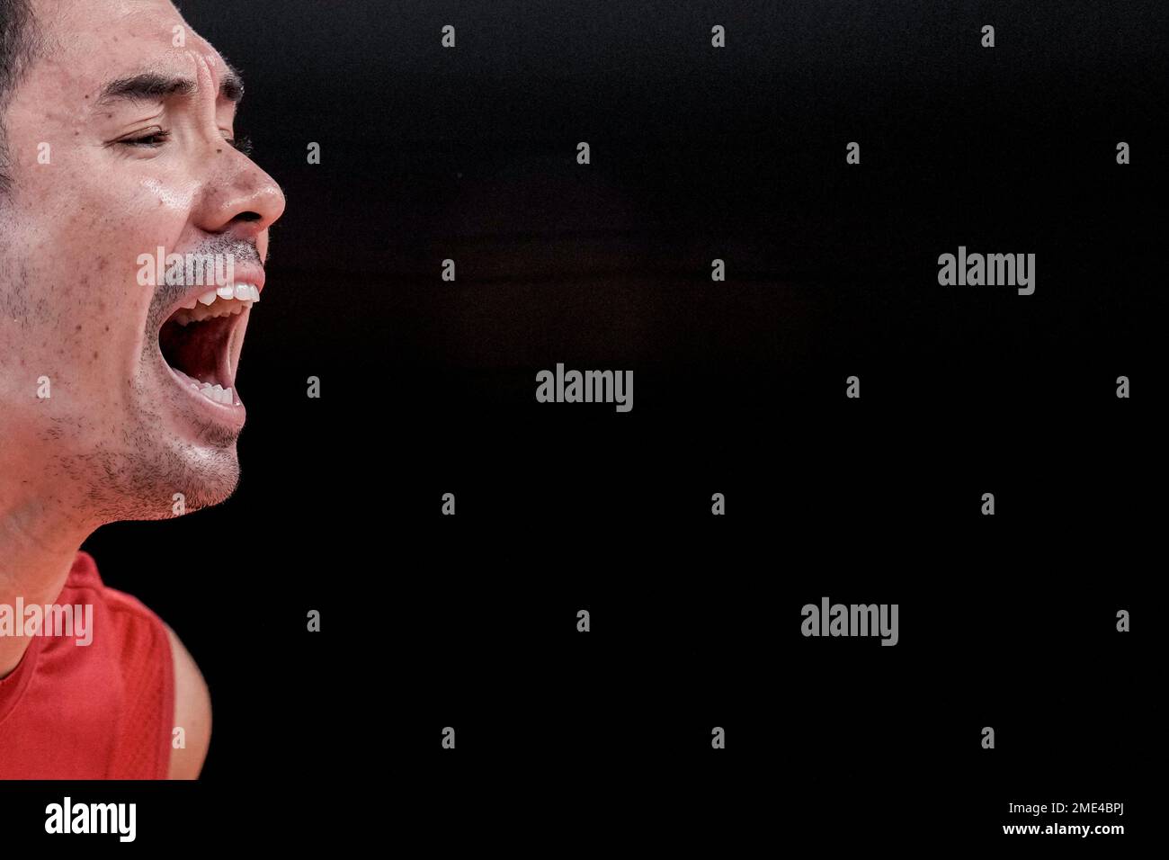 United States' Erik Shoji reacts during the men's volleyball ...