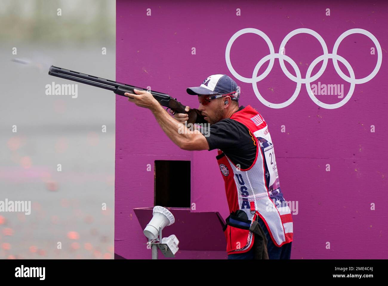 Vincent Hancock, of the United States, competes in the men's skeet at ...