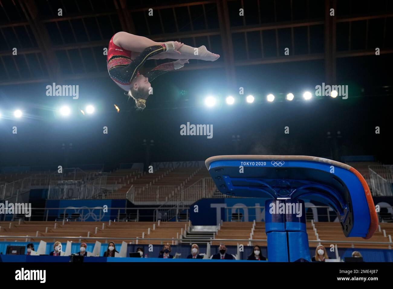 Lisa Vaelen, of Belgium, performs on the vault during the women's ...