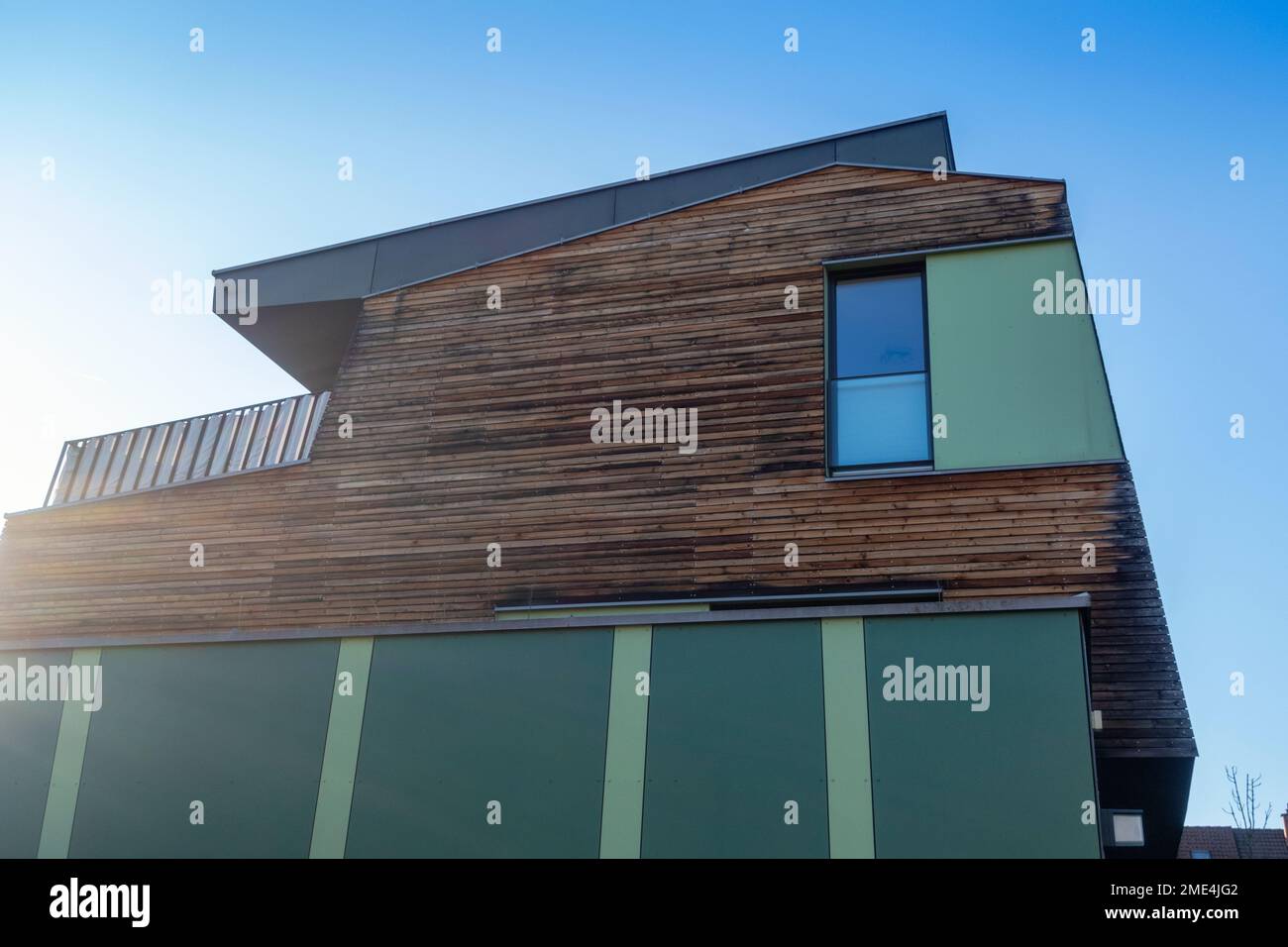 Passive house exterior hi-res stock photography and images - Alamy