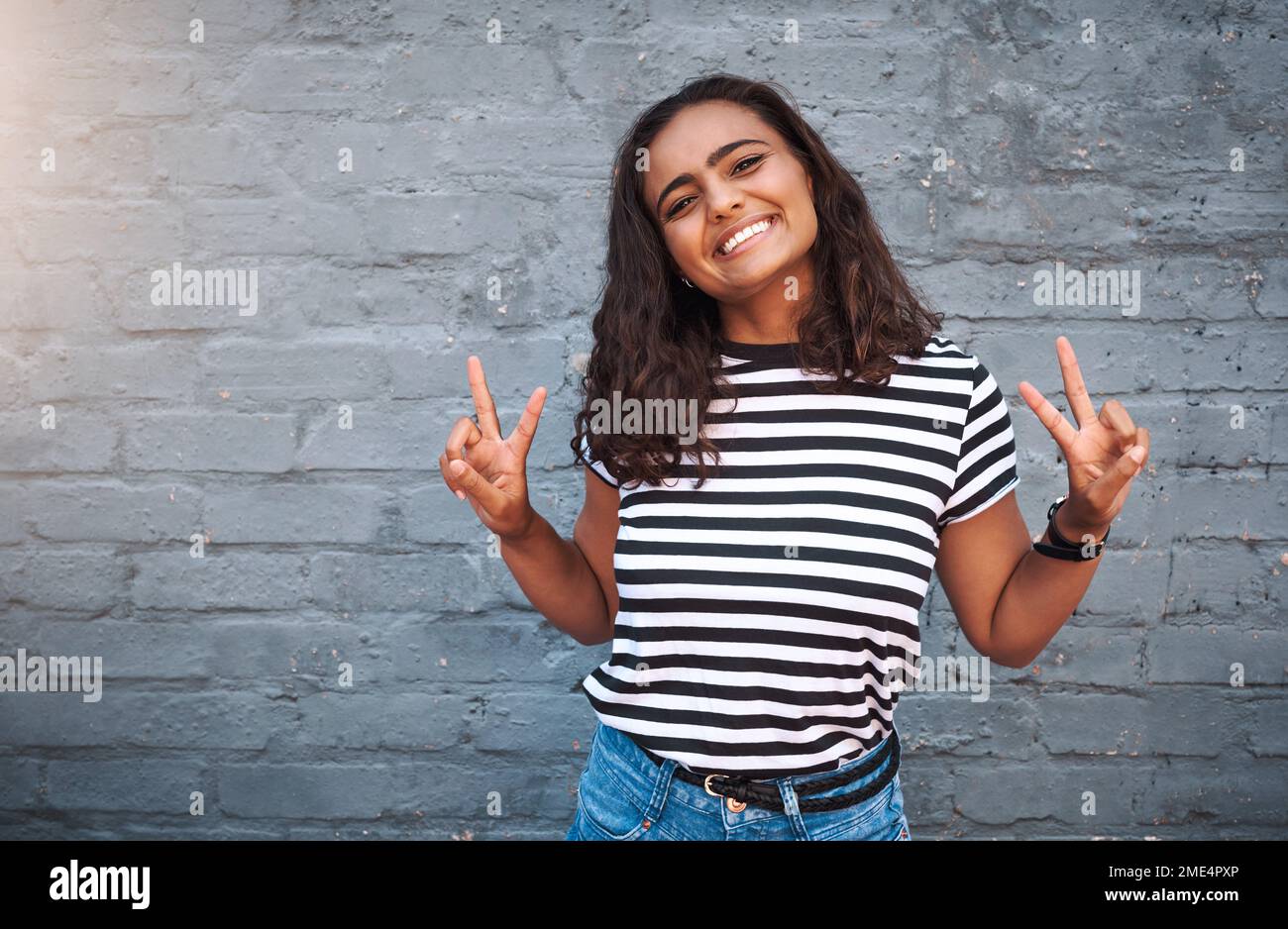 Spread love sign hi-res stock photography and images - Alamy