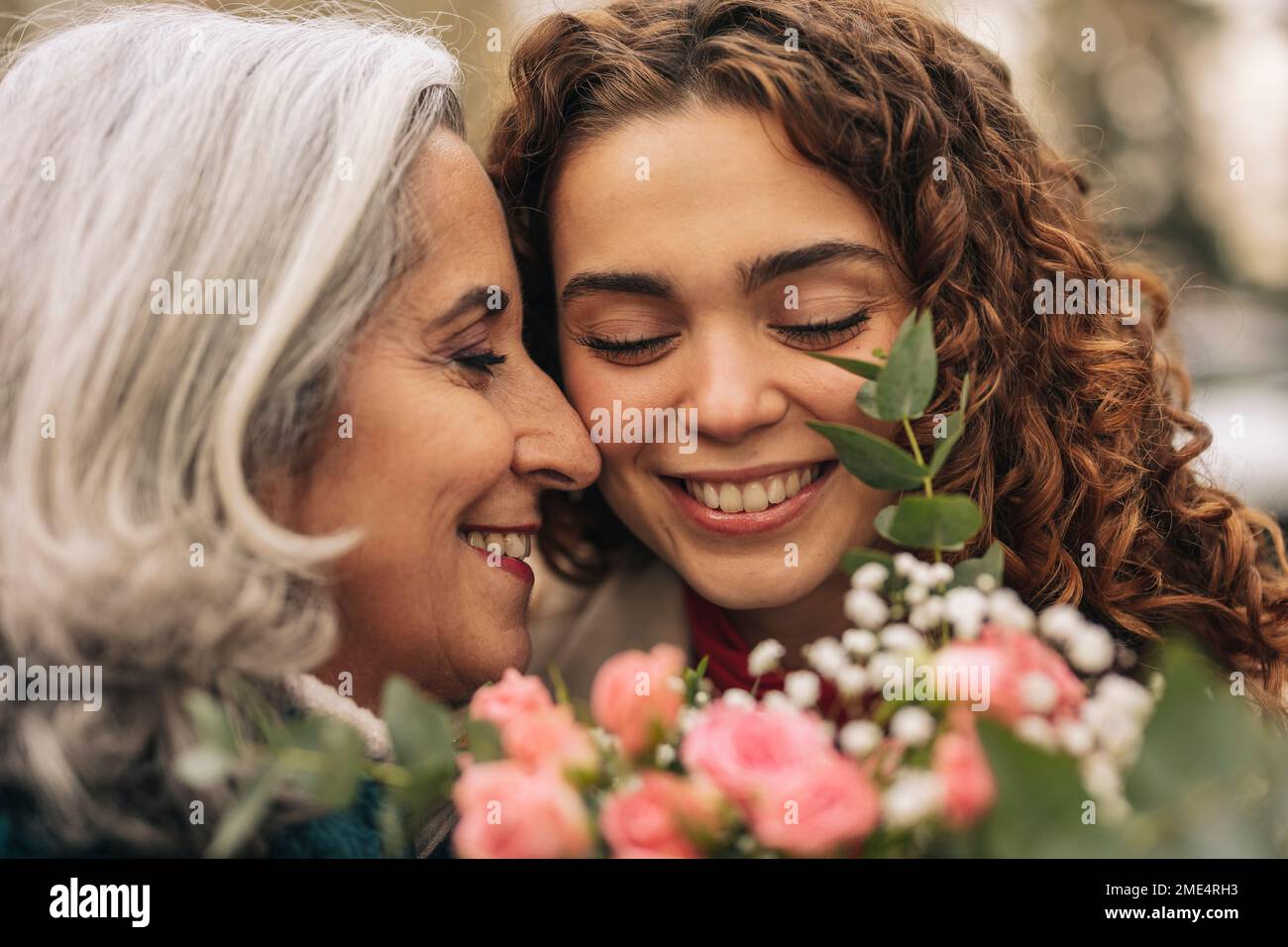 Senior woman happy emotion granddaughter hi-res stock photography and ...