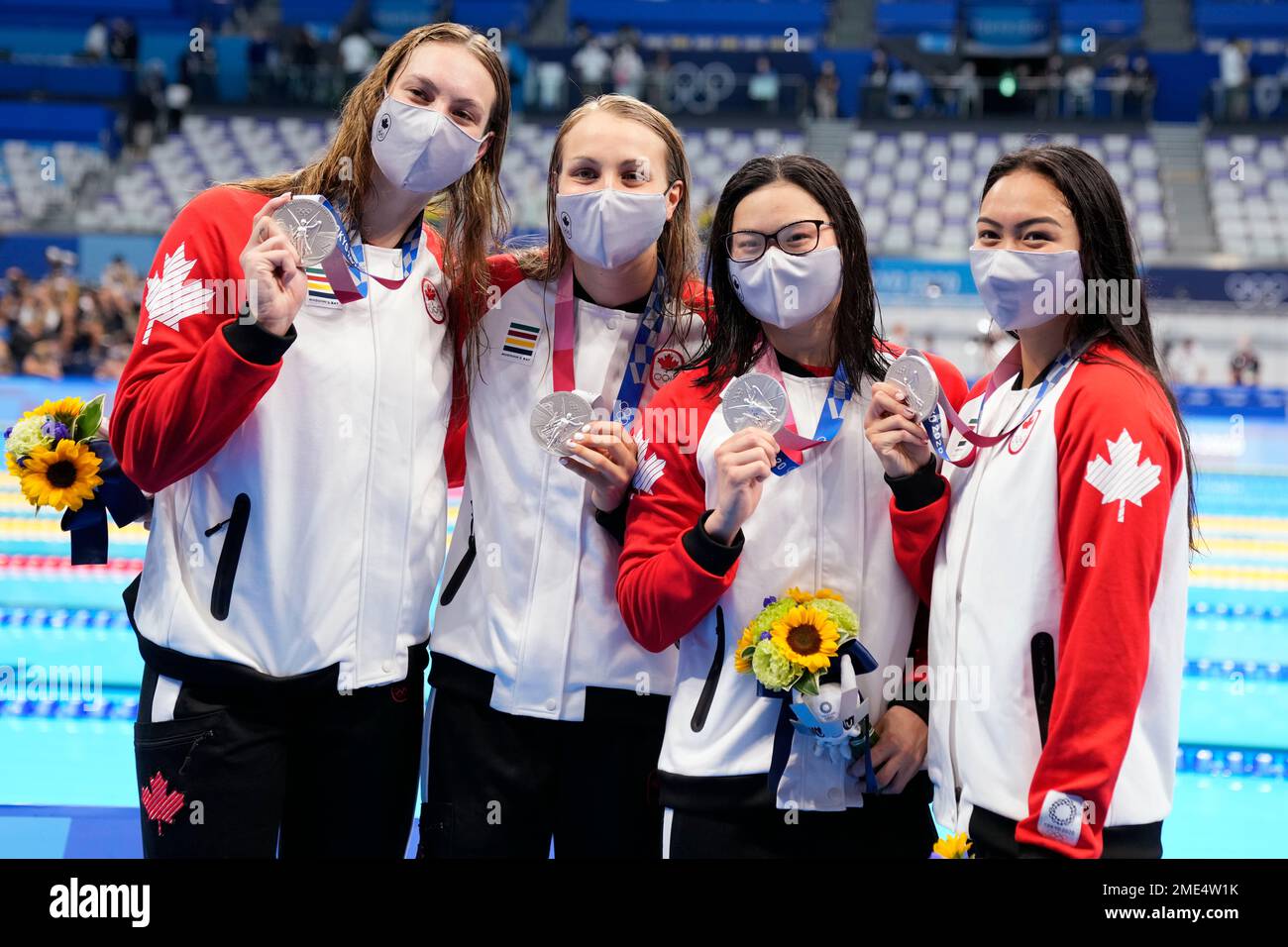 Silver medalists Canada's women's 4x100 freestyle relay team Kayla ...