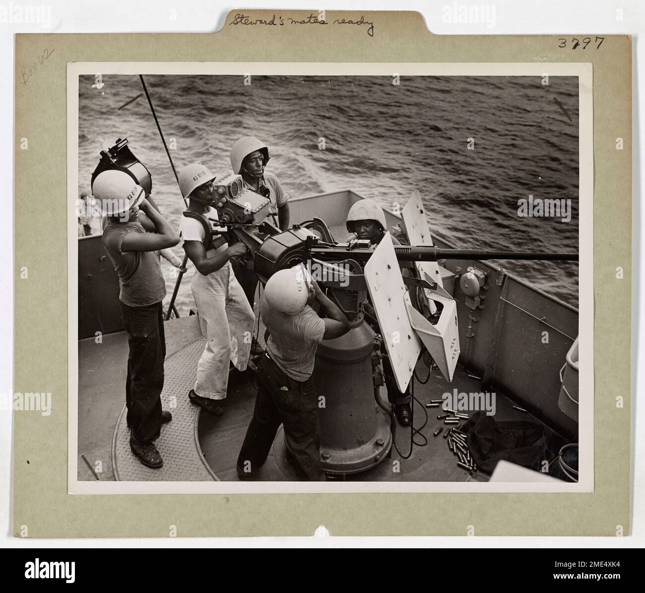 20mm aa gun hi-res stock photography and images - Alamy