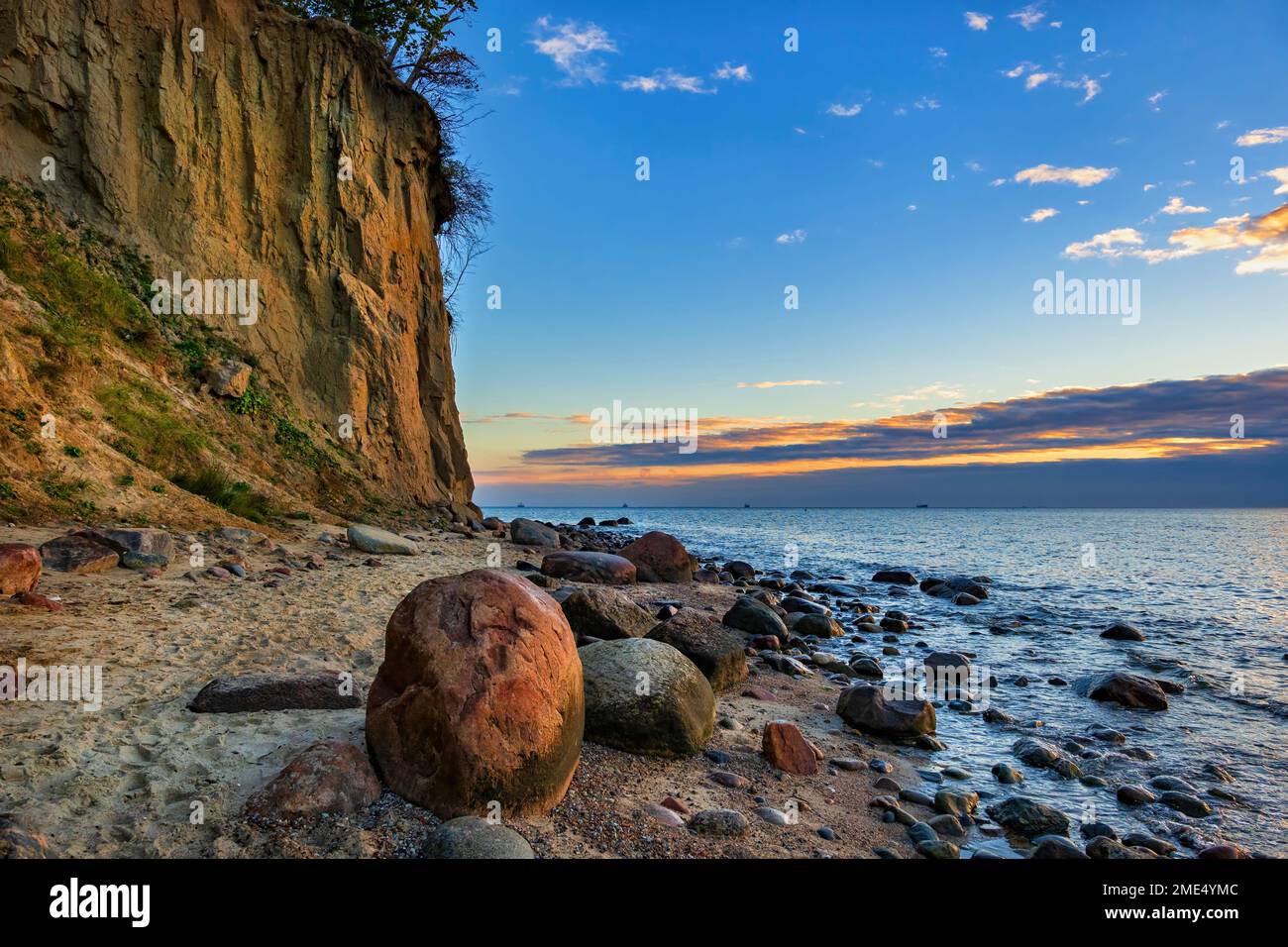 Orlowo cliff dawn hi-res stock photography and images - Alamy