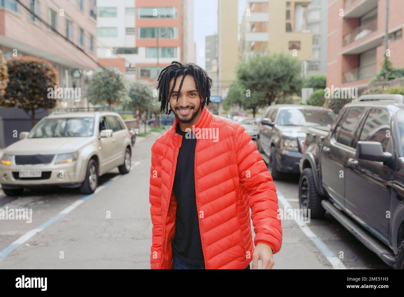 Man walking street hi-res stock photography and images - Alamy