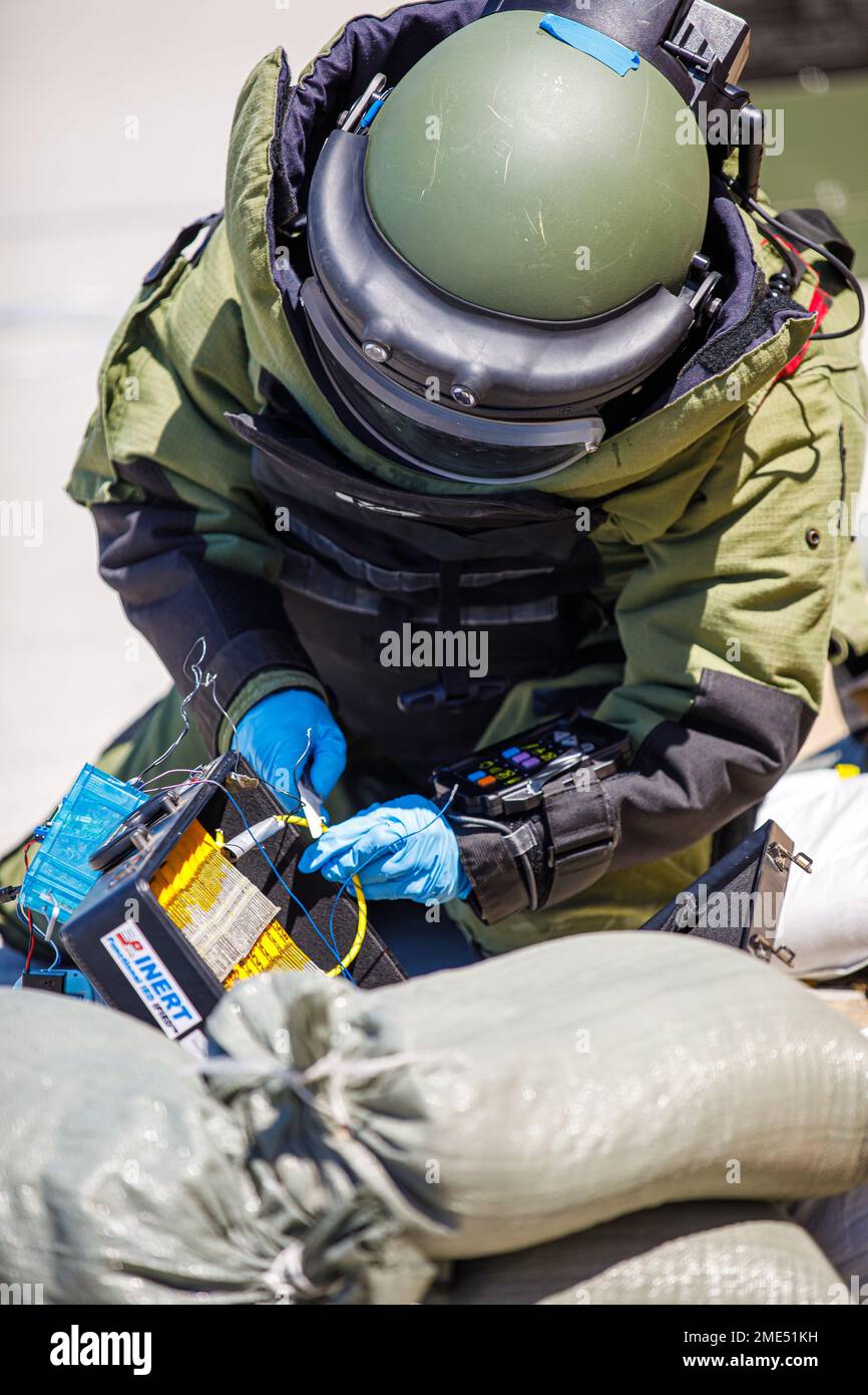 Clearance diver hi-res stock photography and images - Alamy