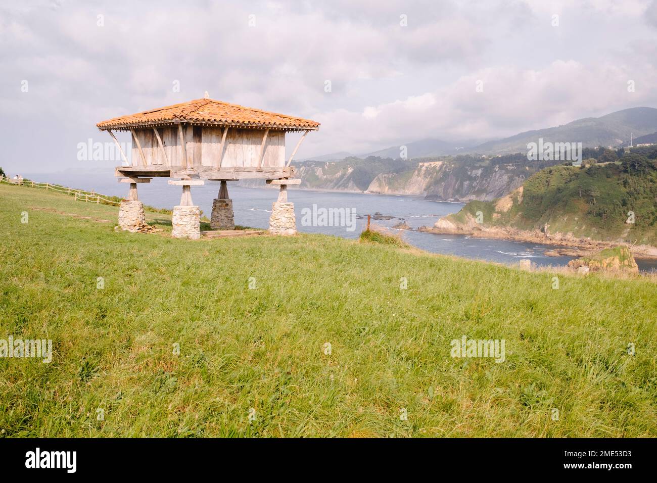 Old horreo hi-res stock photography and images - Alamy